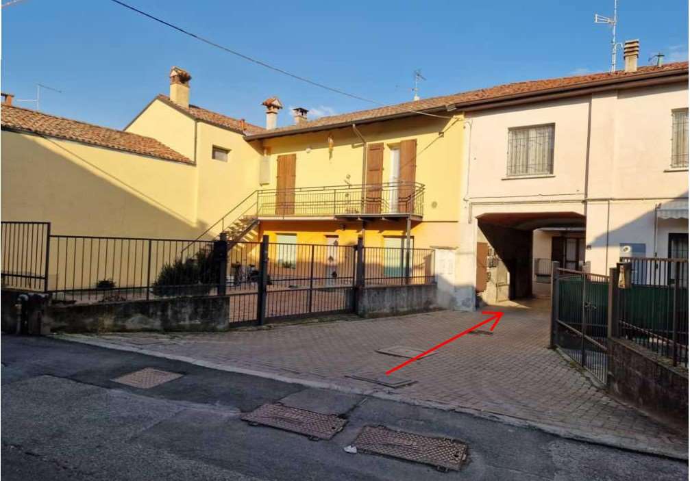 garage in vendita a castiglione d'adda