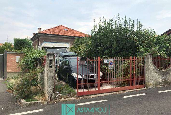 villa in vendita a cogliate