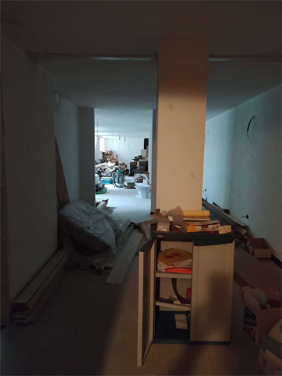 locale commerciale in vendita a montignoso